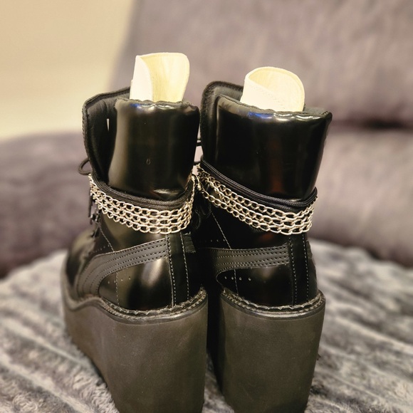 Fenty X Puma | Shoes | Fenty Puma X Rihanna Chain Embellished Sneaker ...